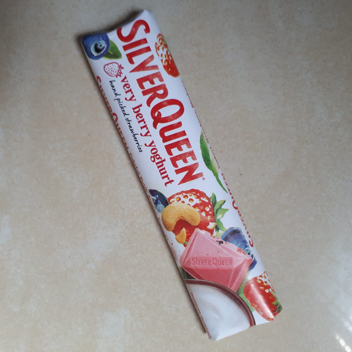 Review: Coklat SILVERQUEEN rasa very berry yogurt - istapuspit.com
